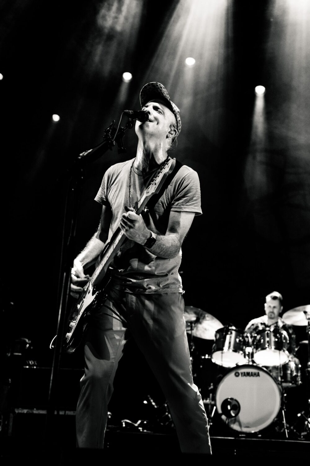 The Invisible Band Live - TRAVIS